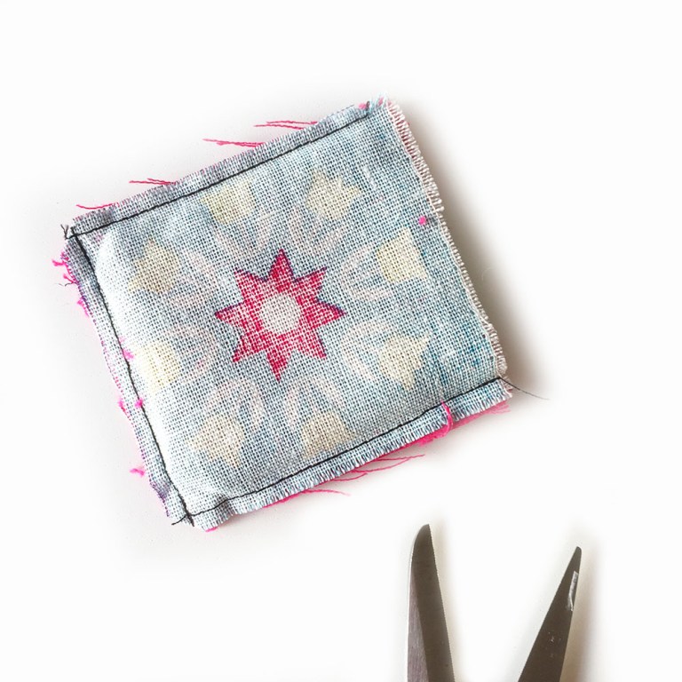 MAKING PATTERN WEIGHTS | SEWGIRL